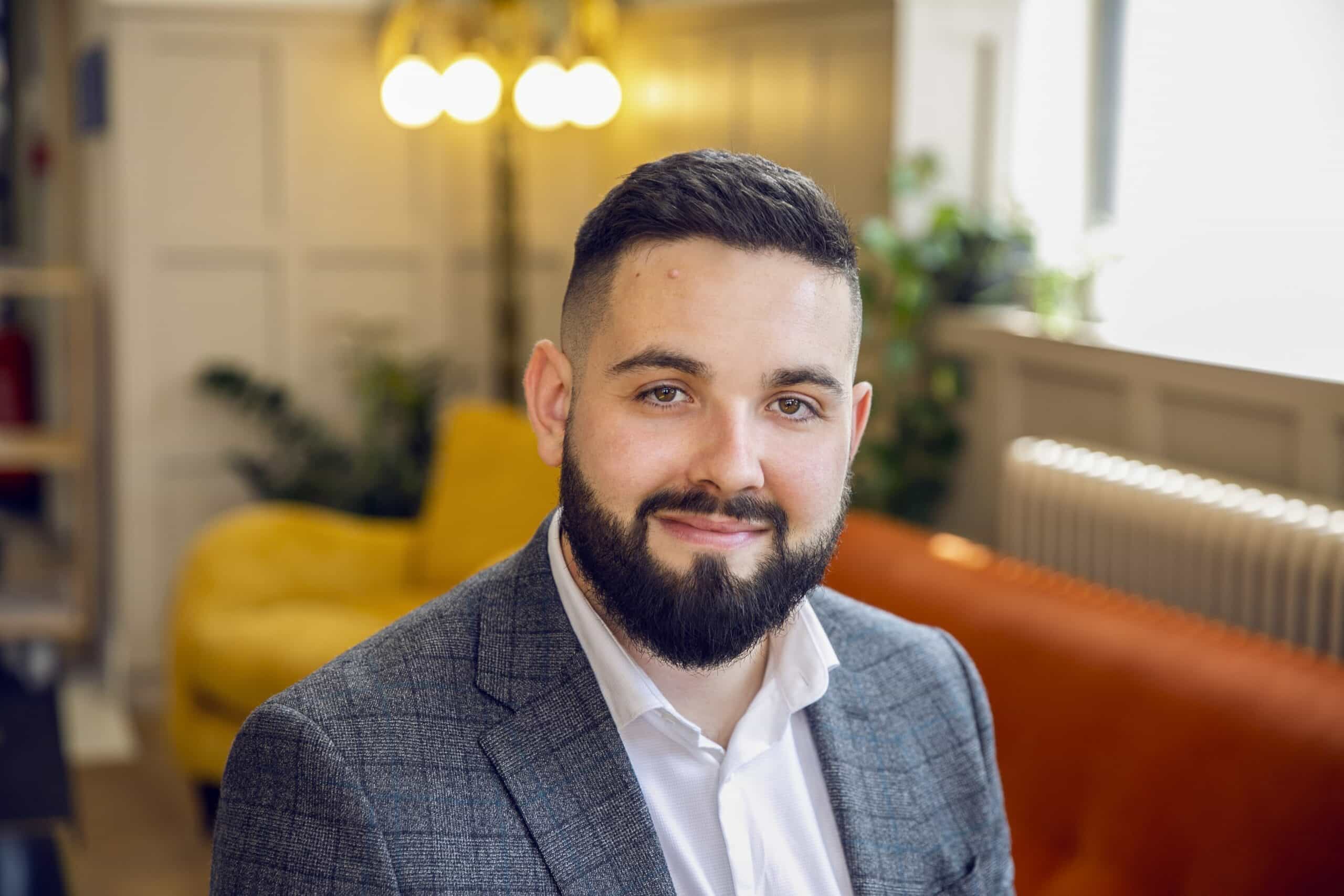 Luke Foot - Ellis Jones