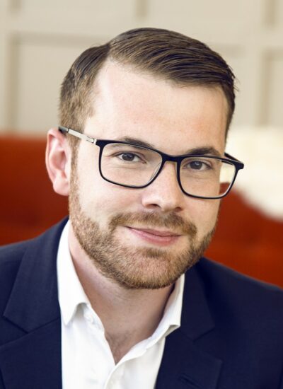 Our Experts | Meet The Team | Ellis Jones Solicitors